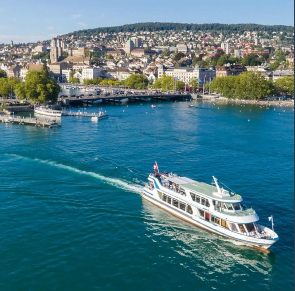 Private Zurich Walking Tour with Lake Cruise & Cable Car to Felsenegg ...